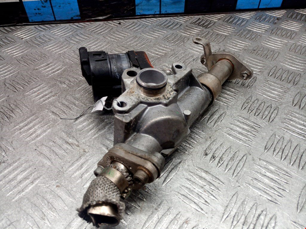 Клапан ЕГР EGR BMW 1-Series (E81/E82/E87/E88) 11717563241 арт. 666875