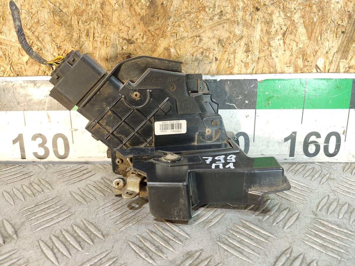 Замок двери передней левой FORD Focus 2 2005-2008 3M5AR21813ER