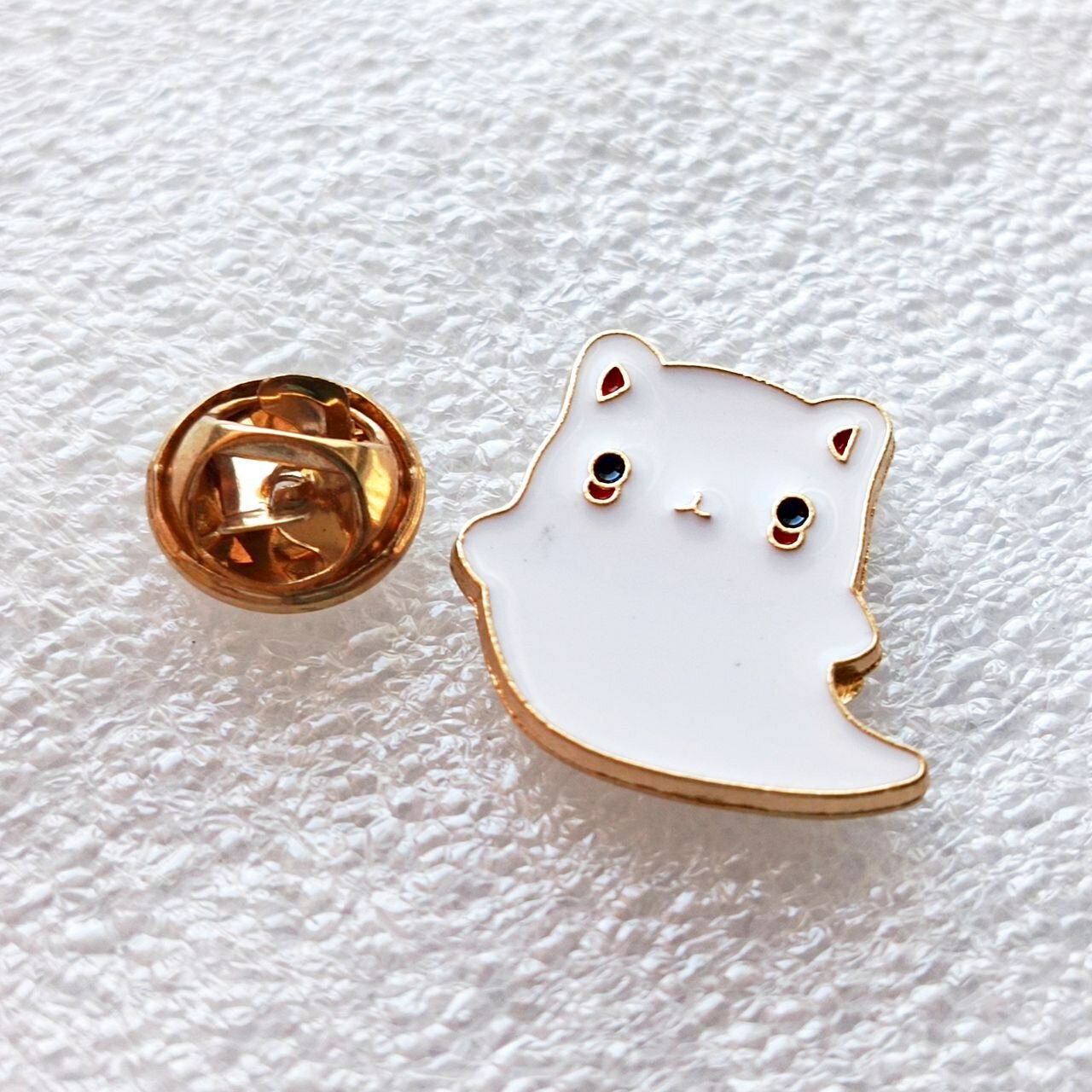 Значок "Котик в виде призрака"