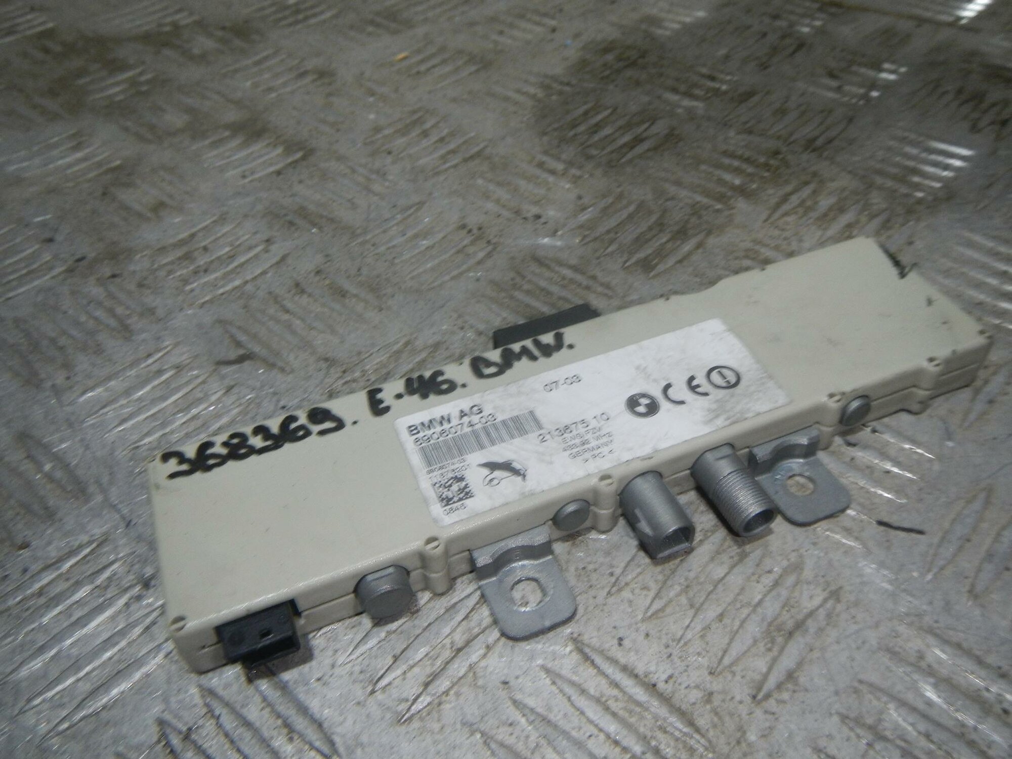 Б/У Антенна, BMW (БМВ)-3 (E46) (98-05) BMW 3 (E46) (98-05) Без повреждений 368369 BMW арт. 690607403