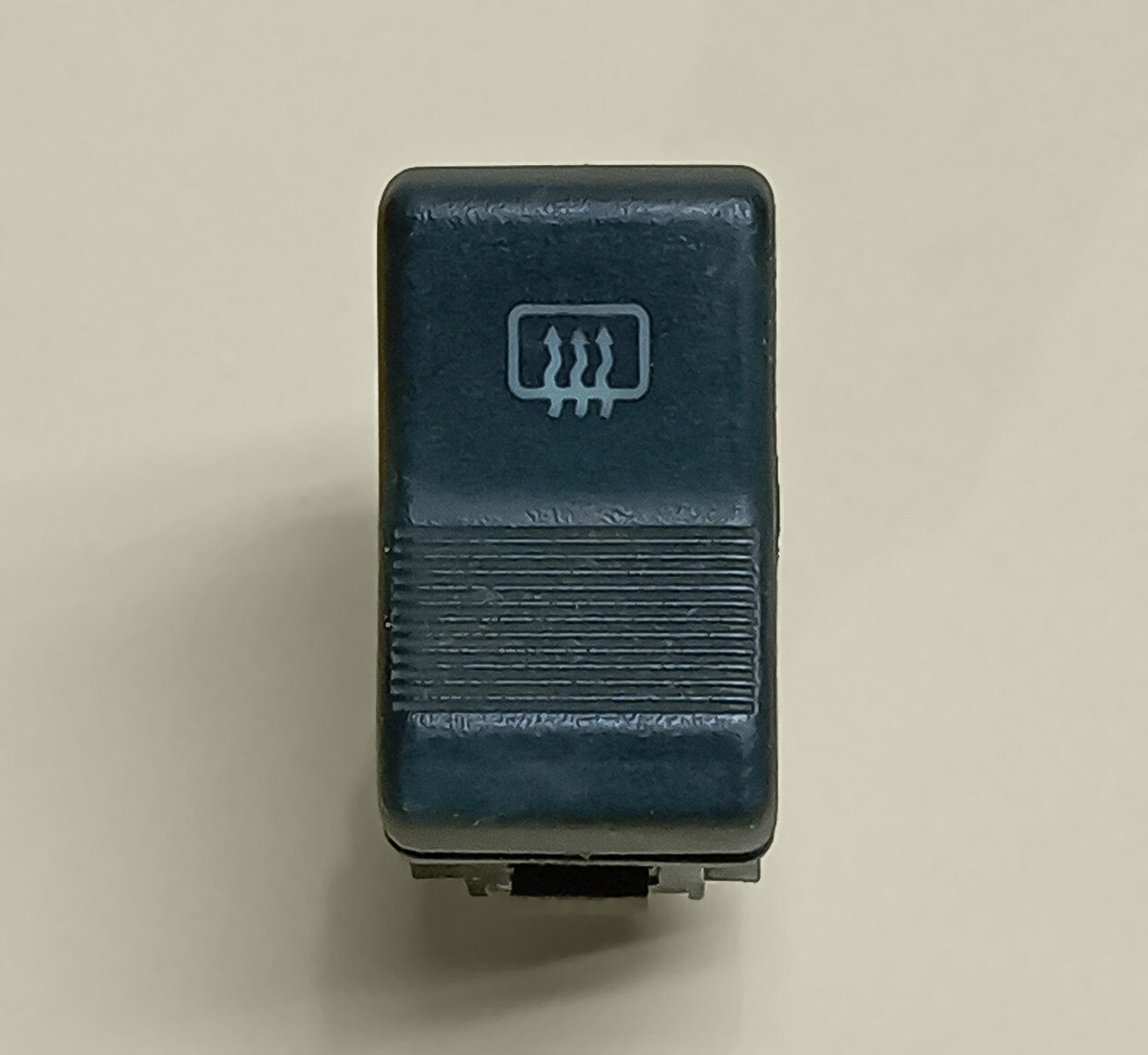 Кнопка птф Audi 100 C3