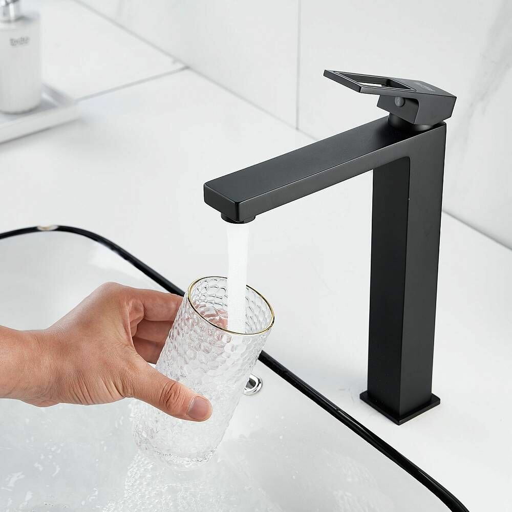 Смеситель для раковины-чаши черный