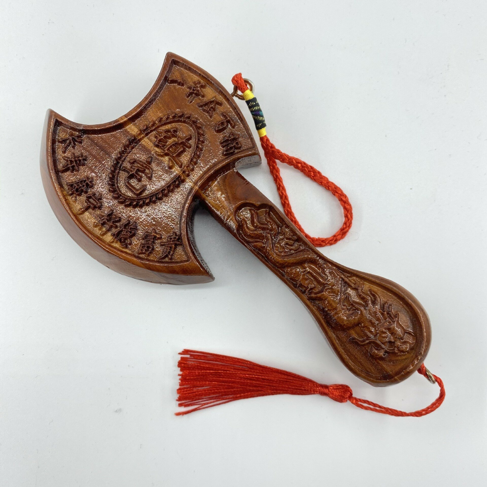 Производитель топоров из персикового дерева, резьба по топорам, домашний декор, подарки на новоселье, подвесные украшения, ремесленные изделия, оптовая продажа мечей из персикового дерева