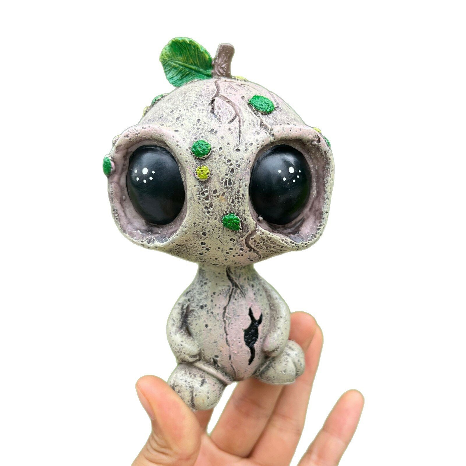 Статуэтка инопланетянина с большими глазами для украшения сада, милая скульптурная фигурка из смолы с головой в виде гриба – фантастическое украшение для дома, офиса, патио, газона и интерьера.