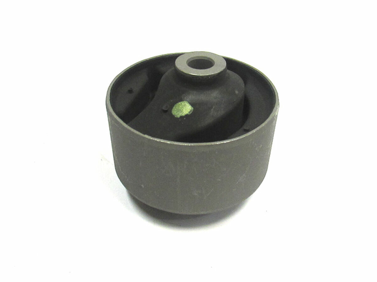 Сайлентблок опоры двигателя SAT ST-12371-11510C Toyota Corsa 90-94 / Cynos 95-99