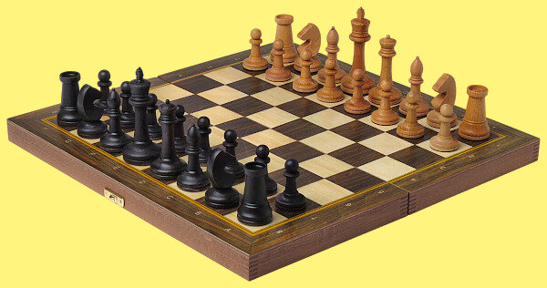 Шахматы Баталия (складные, большие, фигуры с утяжелителем)