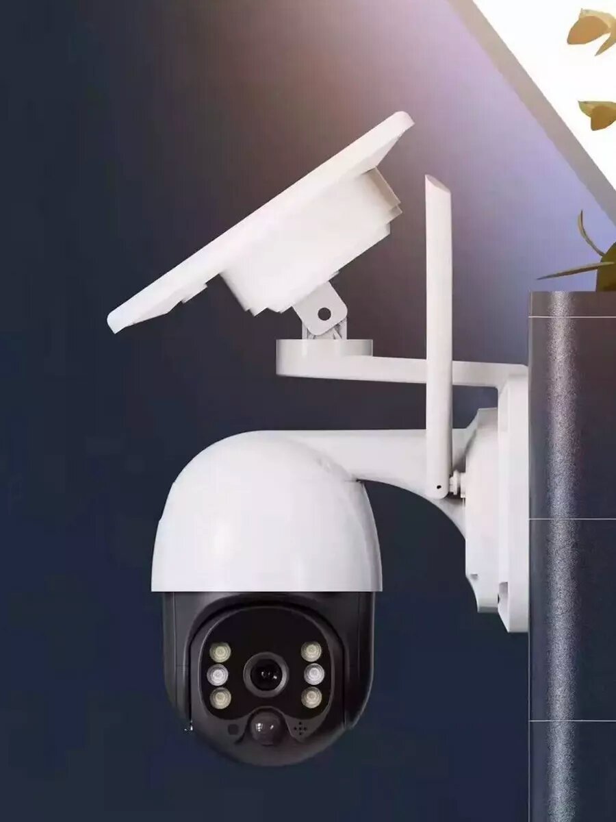 Поворотная IP камера с солнечной панелью