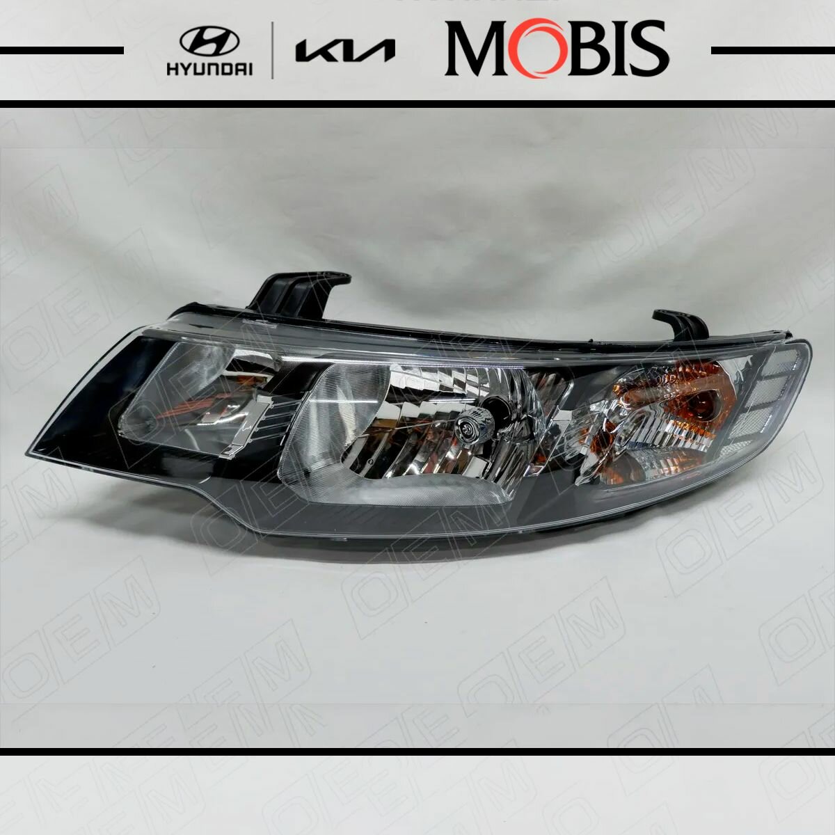 Фара автомобильная передняя левая для KIA Cerato 2008-2017 / арт. 921011M020 / бренд MOBIS
