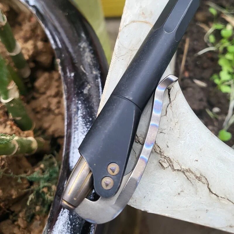 Тактическая ручка VALYRIAN из титанового сплава black