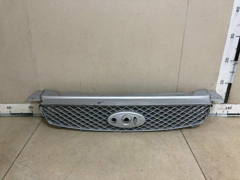 Решетка радиатора Ford Focus 2 DA 2005-2008 кат.номер: 5M518138AB 5M518200CC