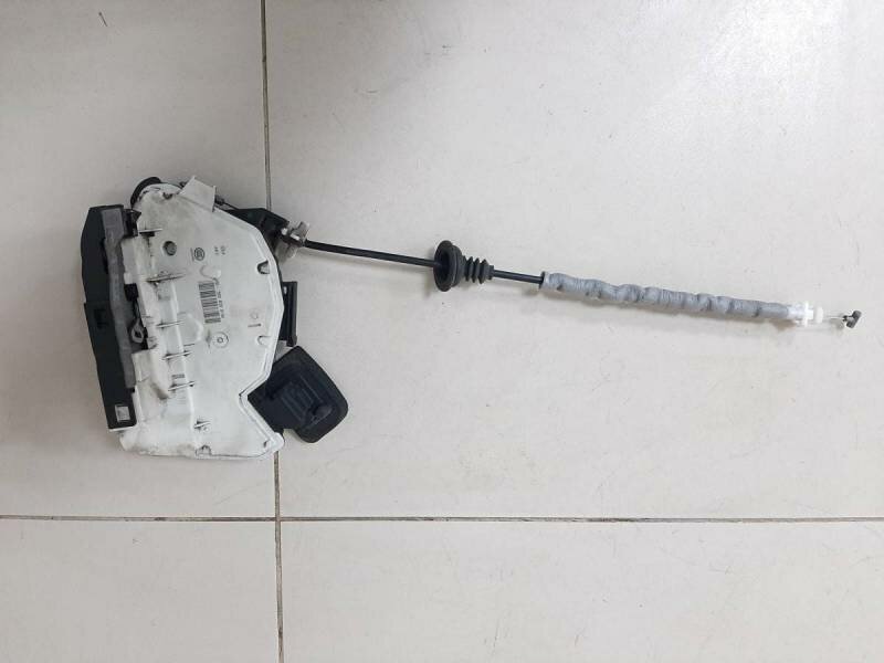 Замок двери задней правой Skoda Rapid 2012-2020 кат.номер: 5E0839015A