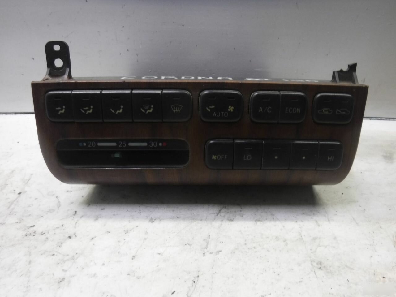 Блок управления климатической установкой Toyota Caldina I (1992—2002) 88650-2B160