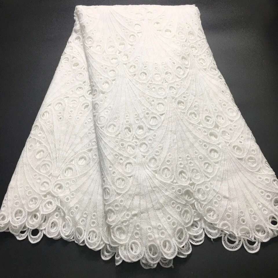 Белая кружевная ткань в африканском стиле для создания одежды