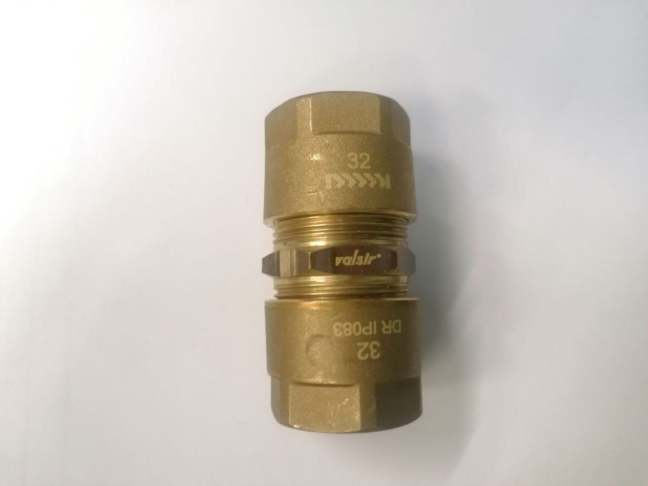 Соединитель (муфта промежуточная) для металлопластиковой трубы VALSIR PEXAL, латунь, 32 x 32, артикул 100521