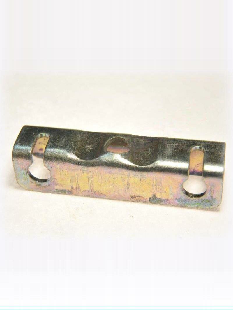 Скоба направляющая троса ручника 2110 2110-3508075