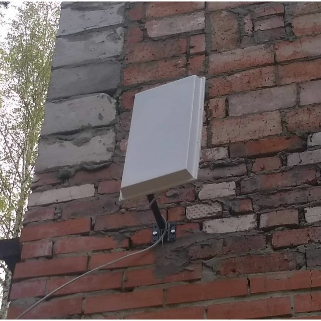Кронштейн для крепления антенны на стене с вылетом 12см "4G-120BK-14718" стальной, черный, диаметр трубы 22мм
