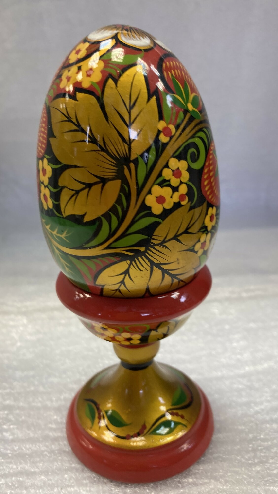 Яйцо декоративное на подставке среднее "Травка", хохломская роспись 11x5х5см, дерево, лаковая роспись, ручная работа;