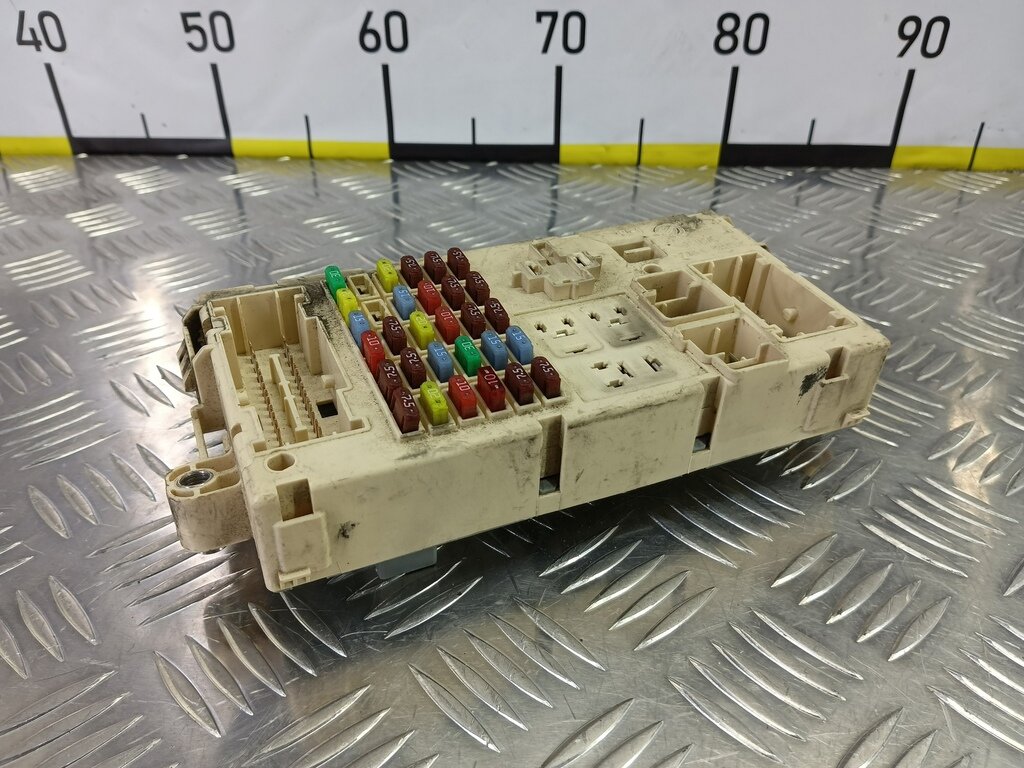 Блок предохранителей Б/У для Fiat Ducato III (2006—2014) 1360733080