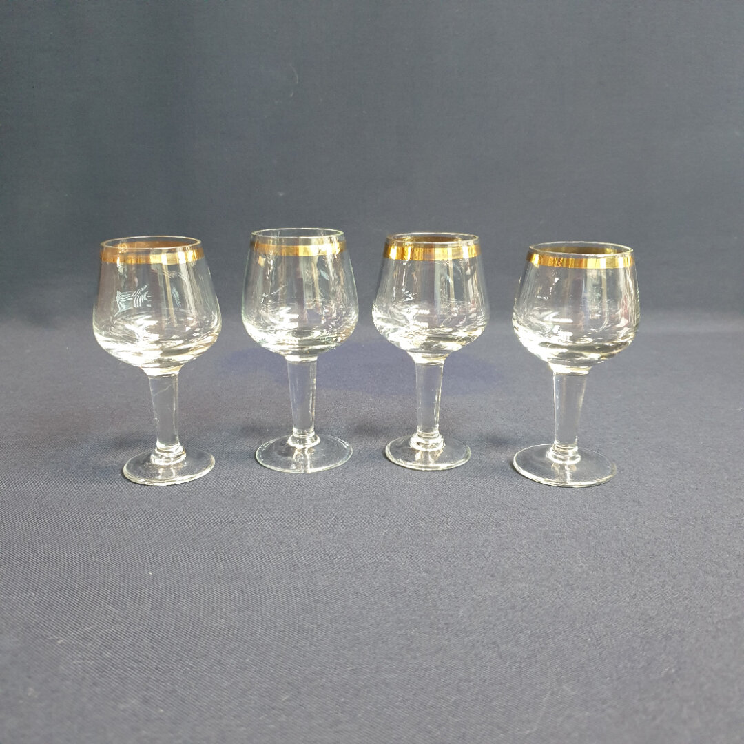 Набор из 4 рюмок, стекло позолота 50 мл высота 9 см, винтаж СССР