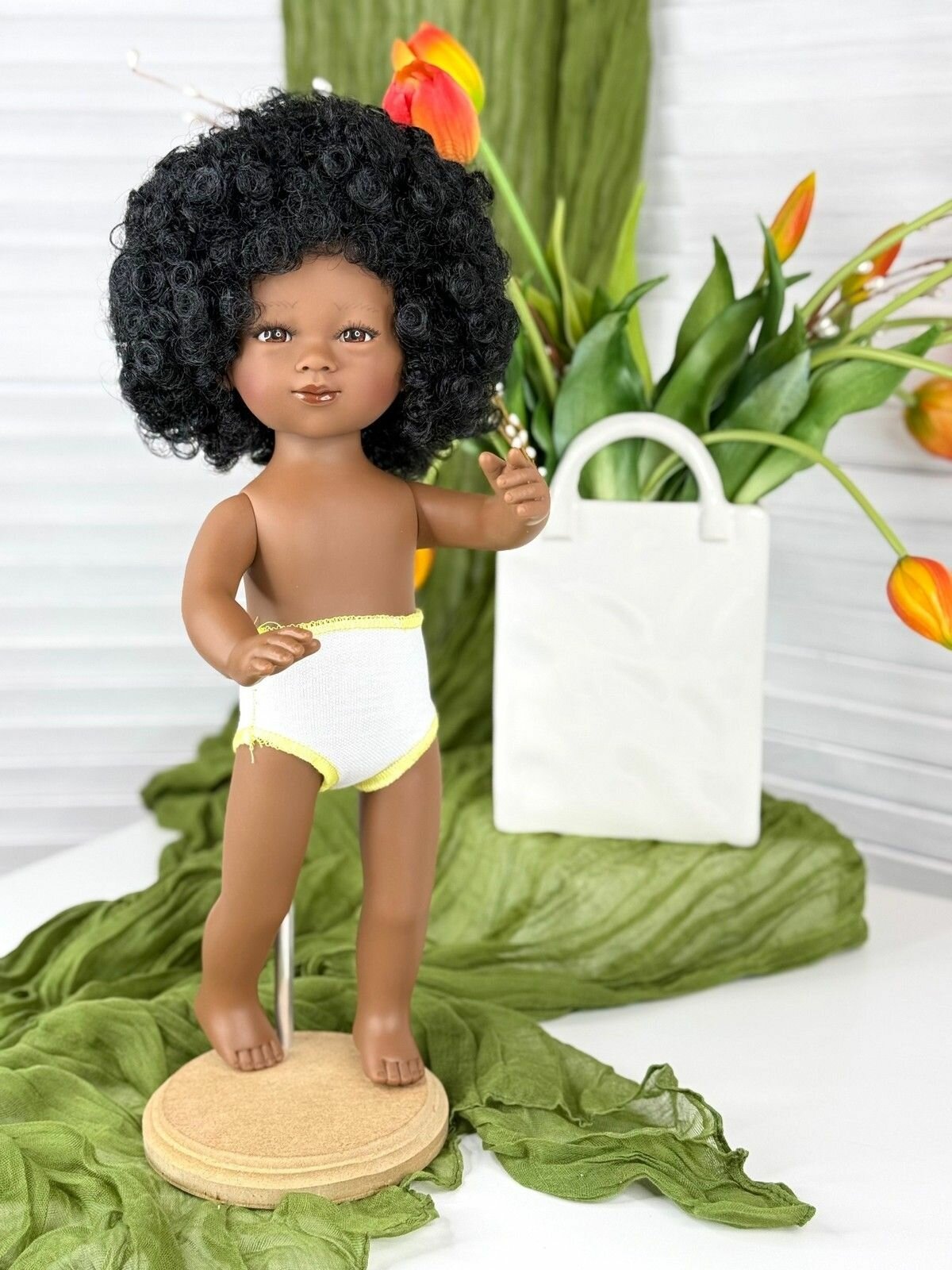 Кукла D Nenes виниловая 34см Marieta без одежды