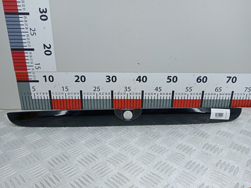 Накладка декоративная (молдинг) крышки (двери) багажника Mitsubishi Carisma MR485460 арт. 2061129