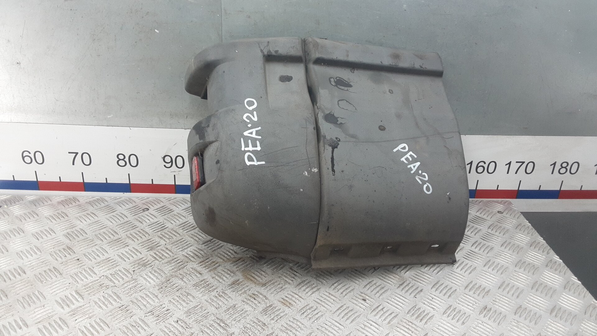 Клык бампера задний правый IVECO DAILY 3