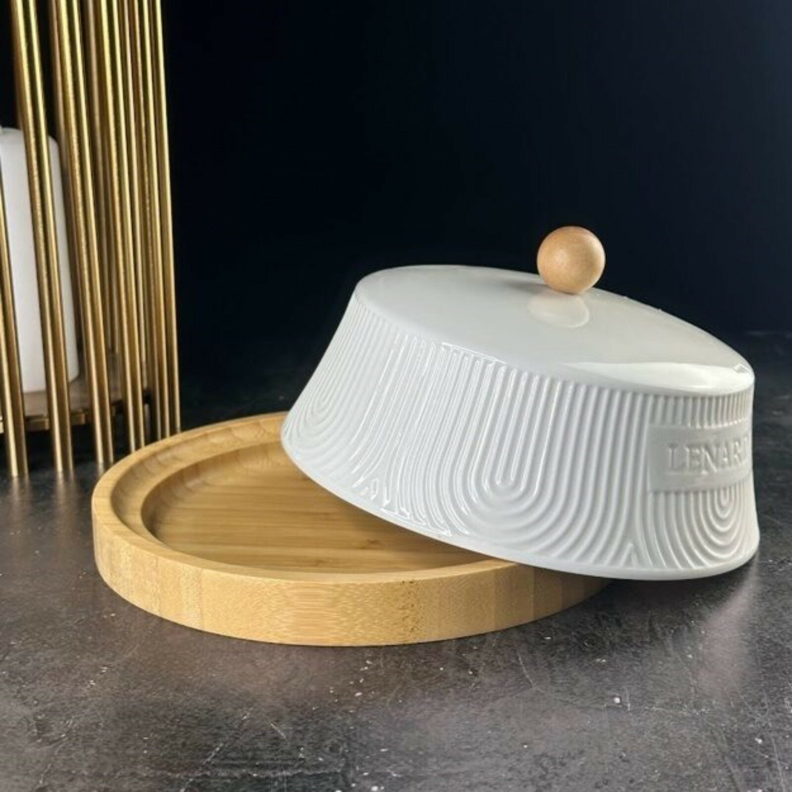 Масленка с крышкой 17см