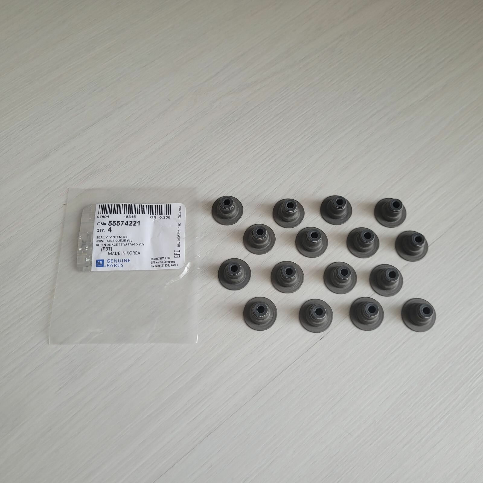 Оригинальные Колпачки 16шт маслосъемный Chevrolet ( Шевроле ) Cruze ( Круз ) (J300) 1.6 05.2009 - Chevrolet ( Шевроле ) Aveo ( Авео ) Saloon ( Салун ) Авео (T300) 1.6