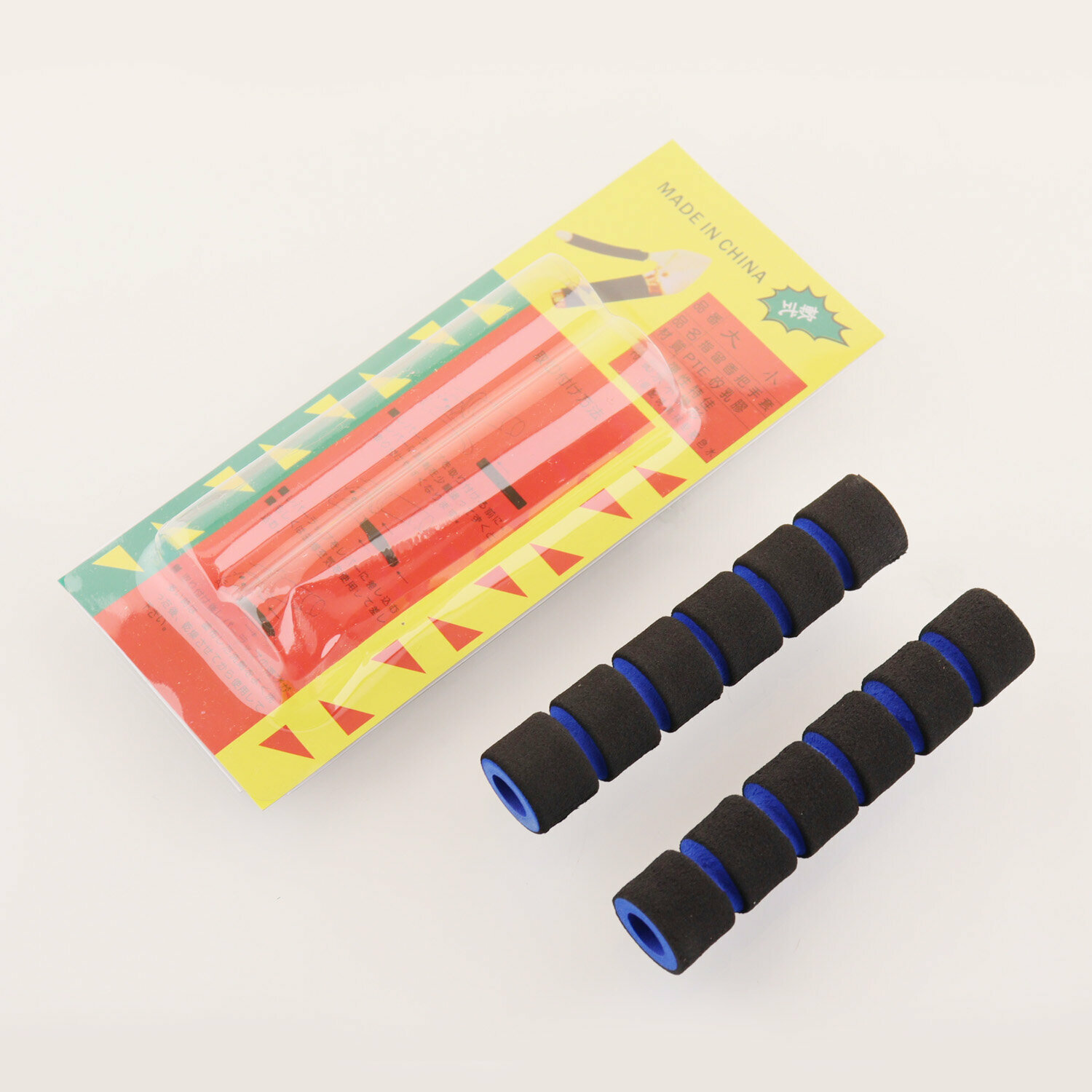 Грипсы (накладки на рычаги руля) (синие, поролон) "KOMATCU"