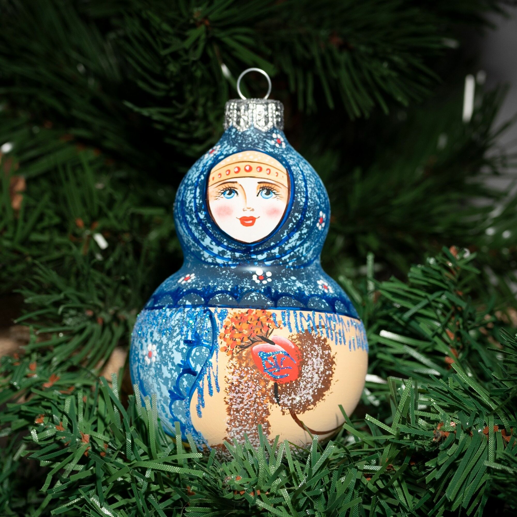 Шар на елку Русская красавица 10см