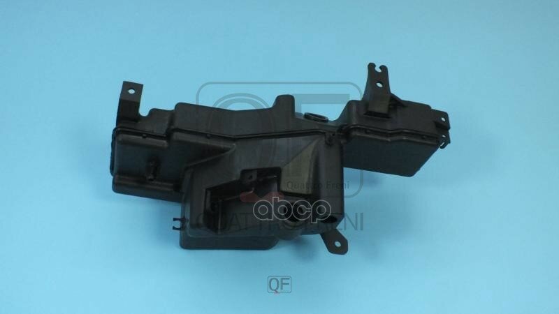 Бачок стеклоомывателя QUATTRO FRENI арт. qf20n00029