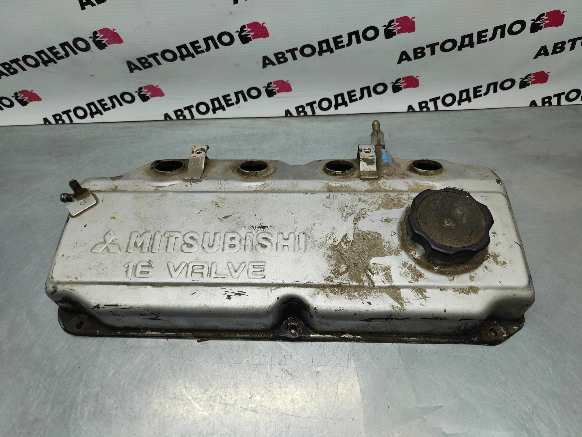 Клапанная крышка Mitsubishi Libero CD5W 1998 г.в