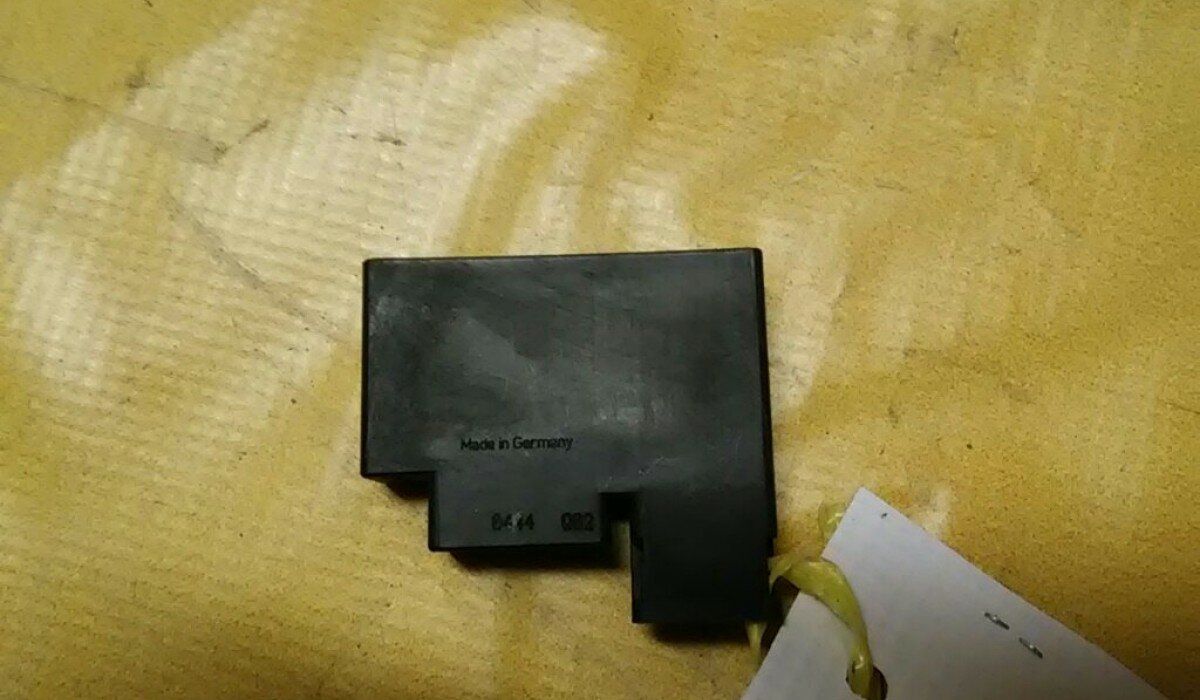 Антенна Superb II Skoda 3C0909141