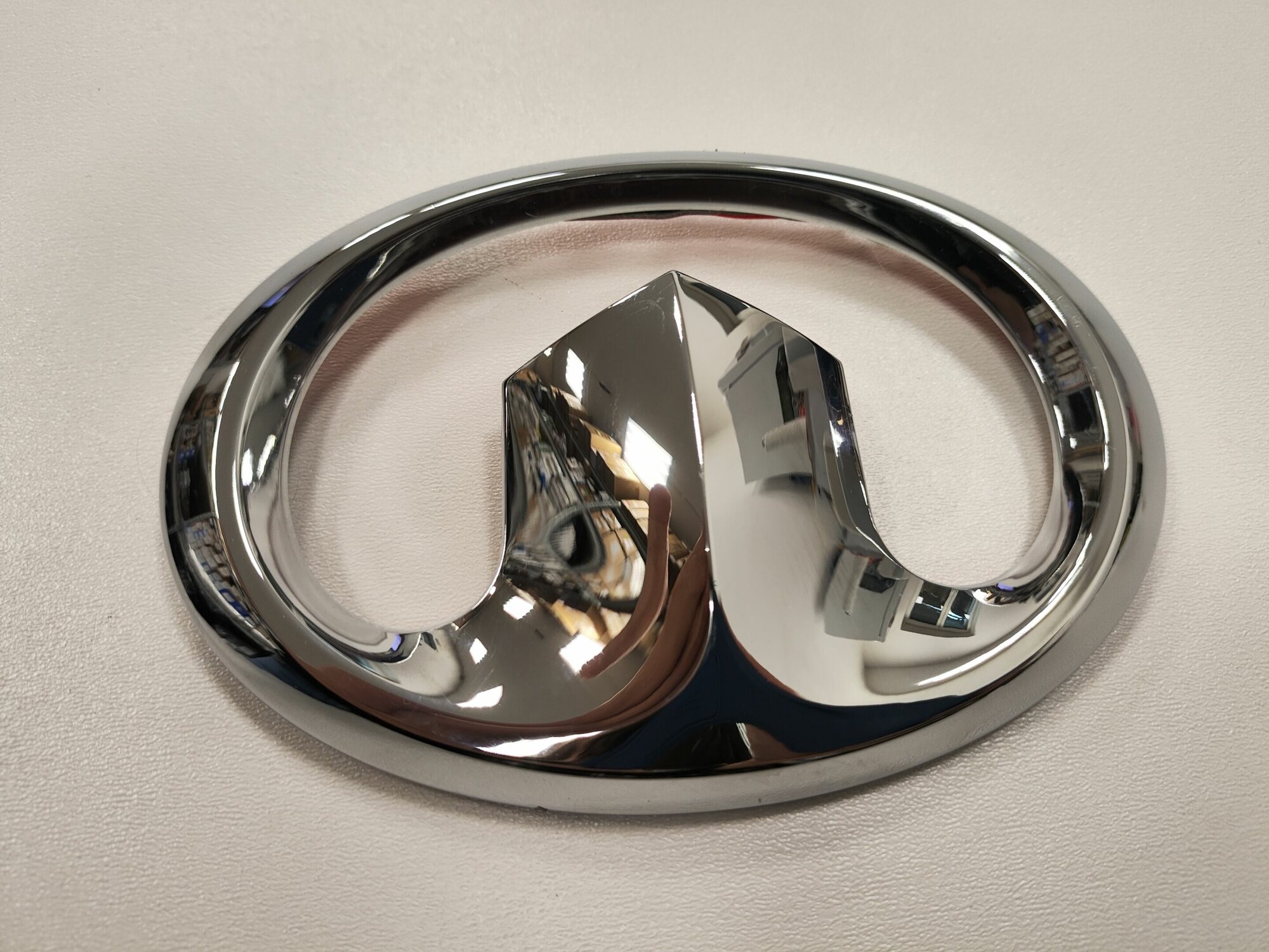 Эмблема решетки радиатора Great Wall Wingle 7 [2.0 16V 6MT пикап 4X4 Turbo дизель] 3921011DS08XA