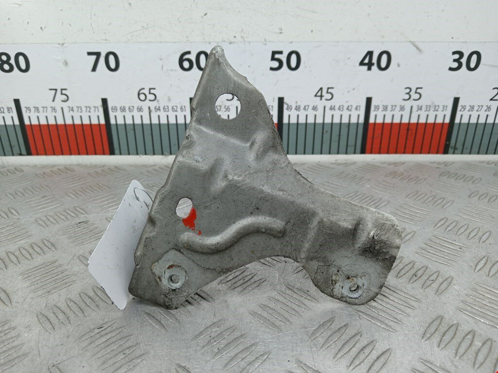 Кронштейн (крепление) фары левый Volkswagen Beetle 2 1C0805073B арт. 2228416