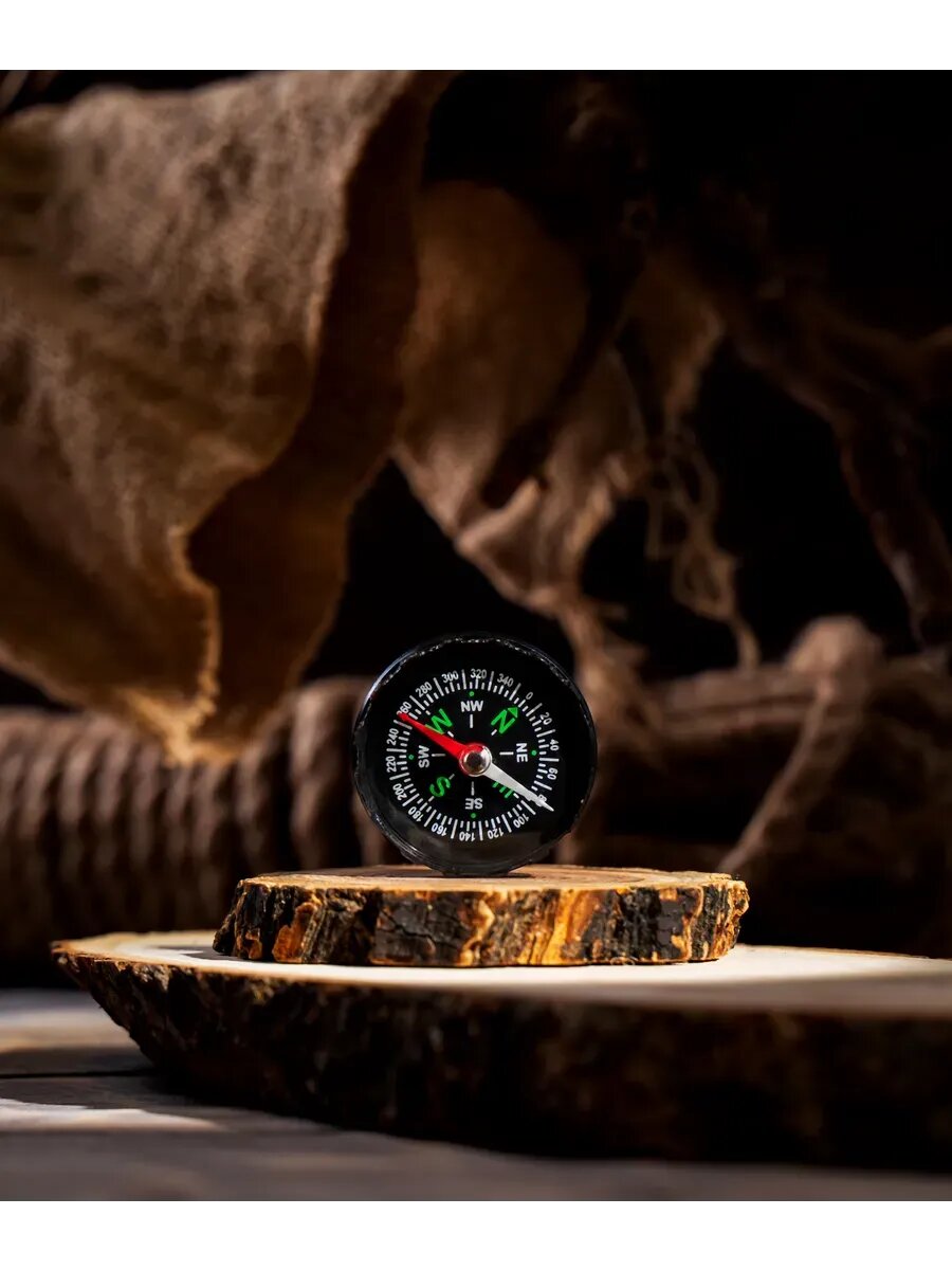 Компас туристический армейский жидкостный