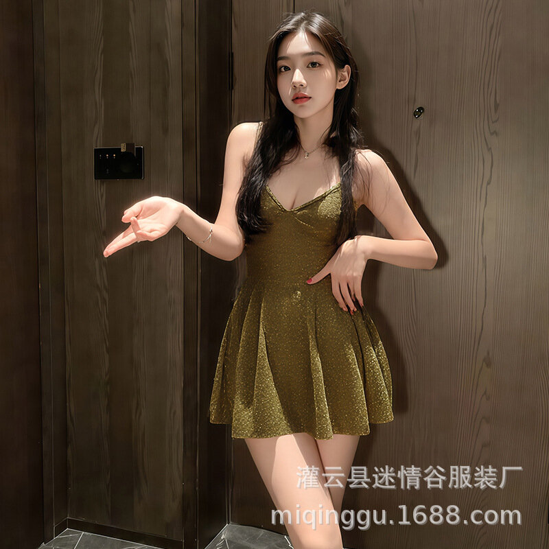 Сексуальный, блестящий, горячий, соблазнительный комплект нижнего белья для ночных клубов и страстных ночных рубашек