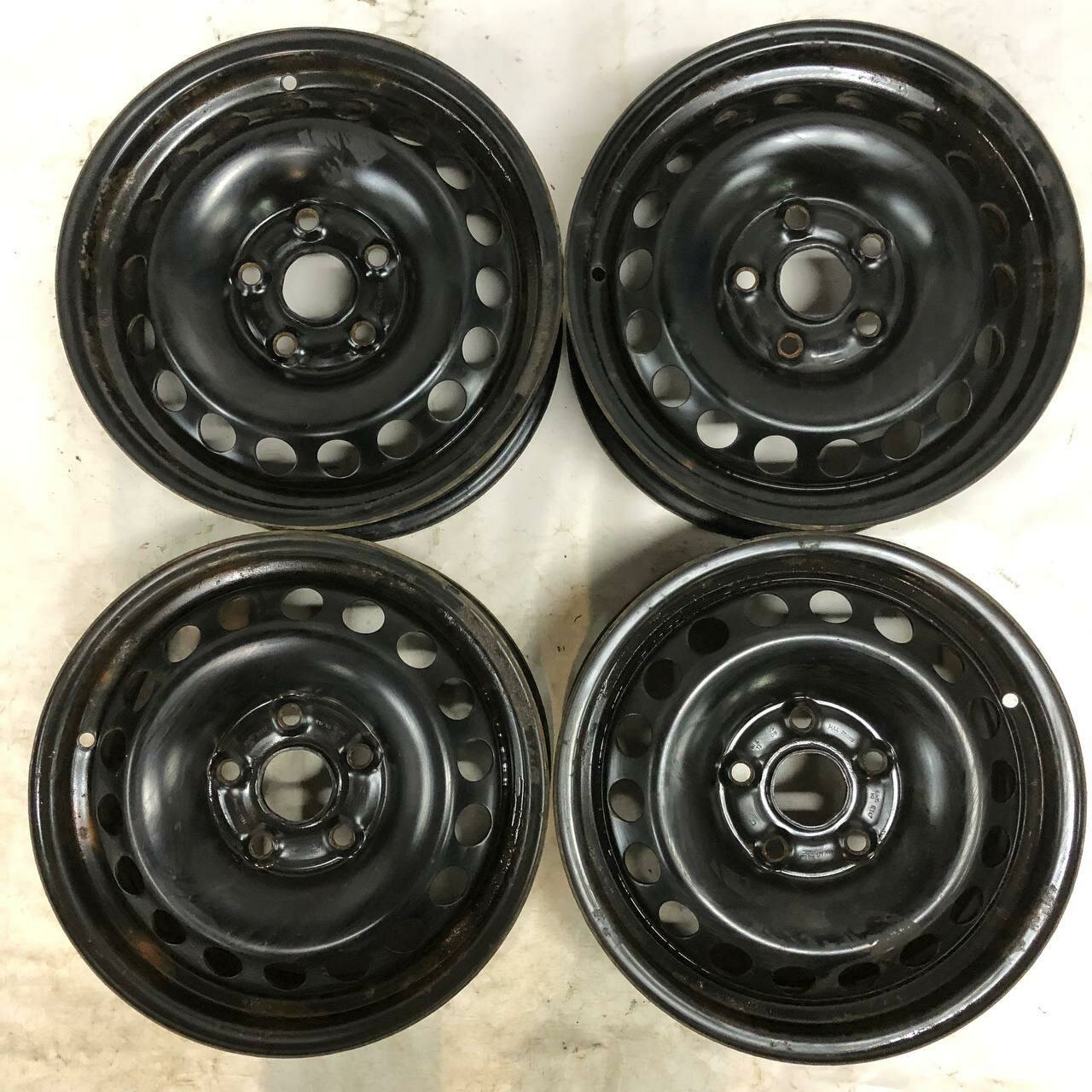 Колесные диски Штампованные 15x6 PCD 5x112 D57.1 ET47 (оригинал)