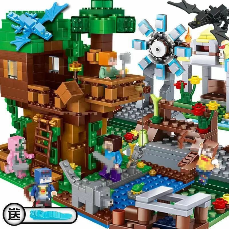 Конструктор лего Майнкрафт для мальчиков Игрушечный дом на дереве , 260 деталей из набора деревня Minecraft , а также животные игрушки фигурки человечки оружие меч кирка