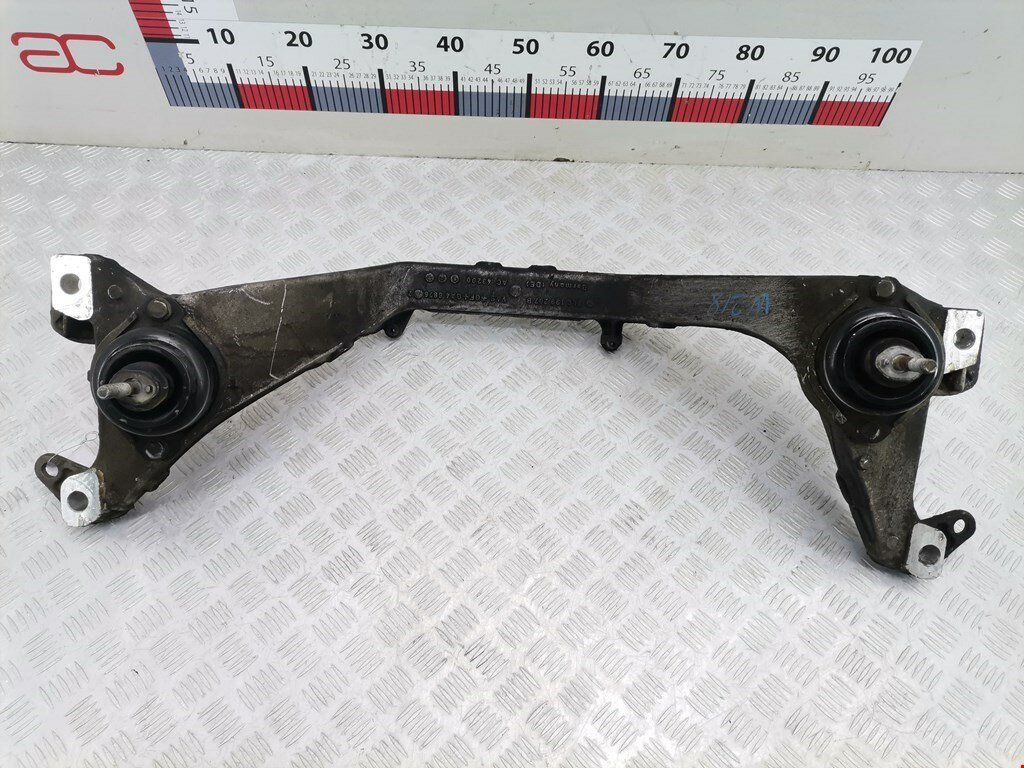 Балка подмоторная (подрамник) Audi Q7 4L 7L6199207B арт. 1802449