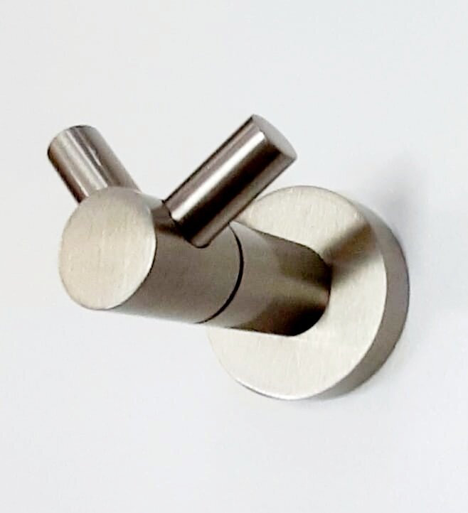 Двойной крючок Classic Elegant матовый ES02