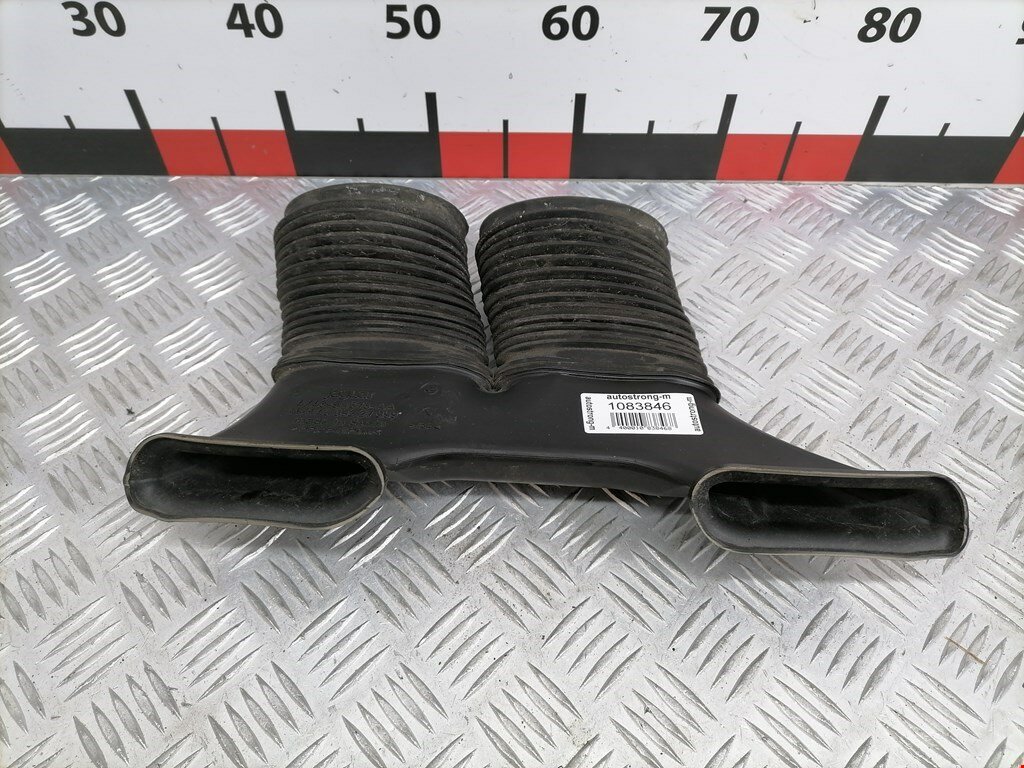 Воздухозаборник (наружный) Jaguar X-Type 4X439A673AA арт. 1083846