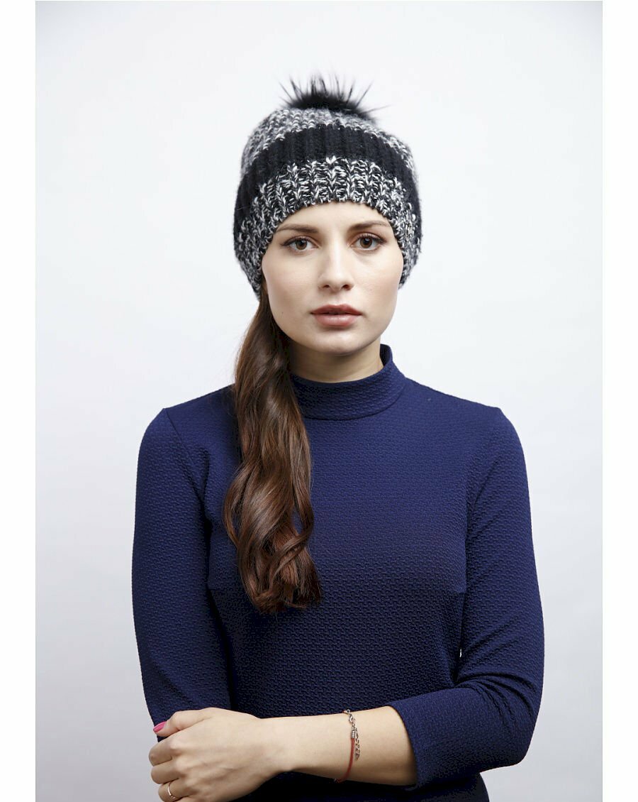 Шапка Базовая коллекция для женщин