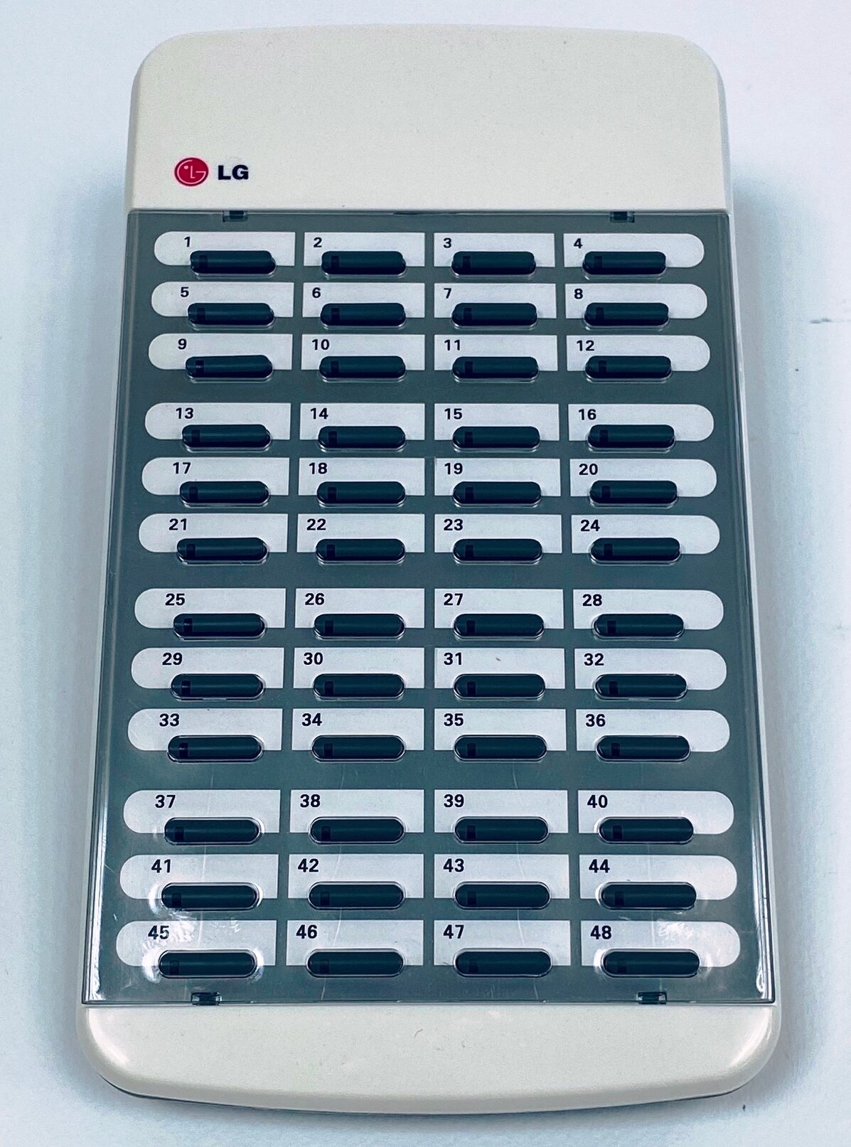 48-кнопочная консоль LGIC digital phone LGP-DSS для телефонов LGP-200 / 210TE (подержанная)