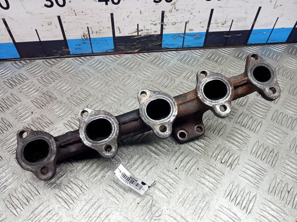 Коллектор выпускной Peugeot 308 0341J2 арт. 657748