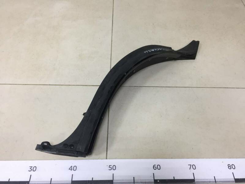 Уплотнитель двери Mitsubishi Pajero/Montero Sport KS 2015 кат.номер: 5757A432 5757A498