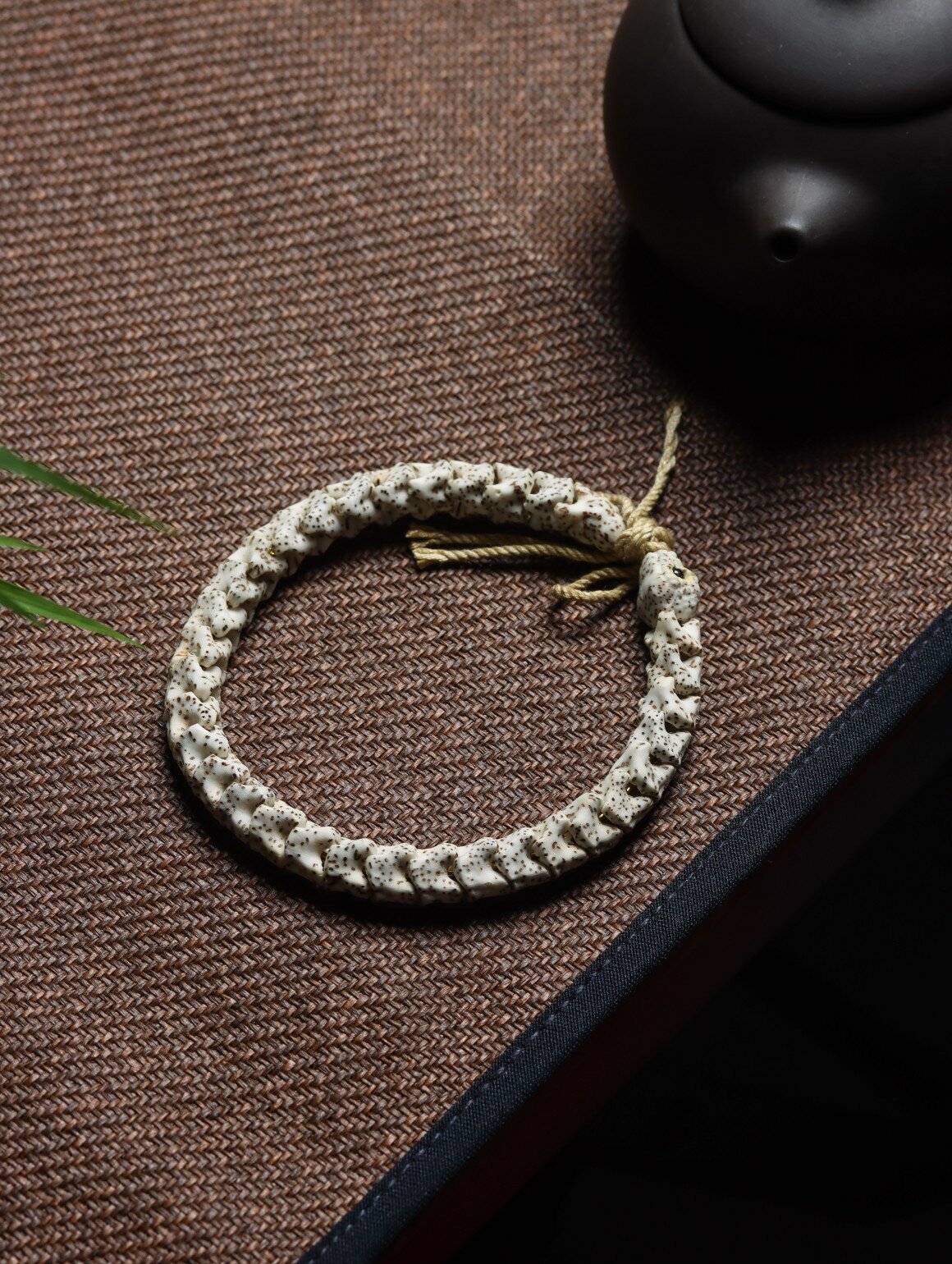 Браслет HONGYI