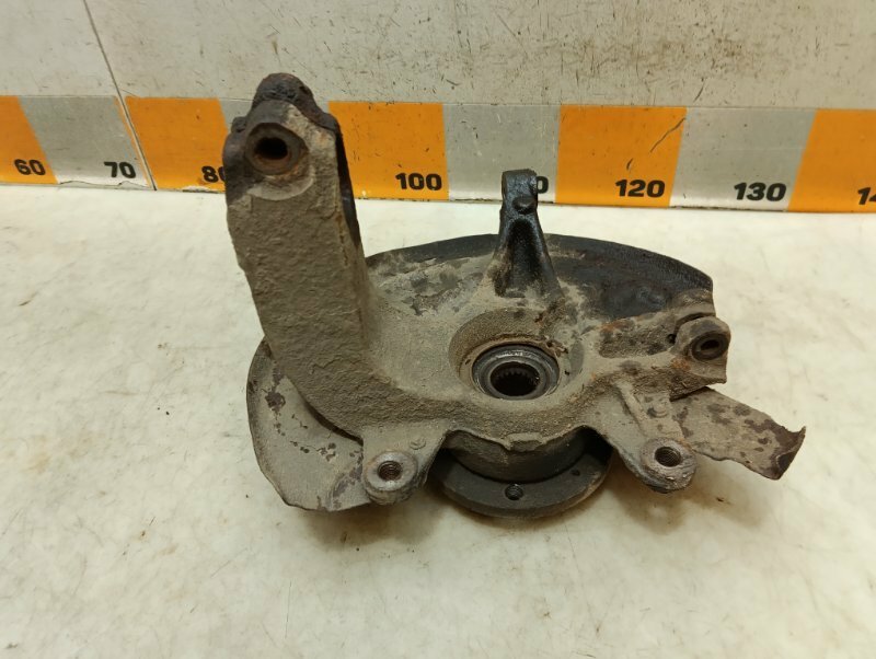 Б/У В сборе со ступицей, ступица Кулак поворотный Renault Megane 2008 2 Перед. Прав. 453128 RENAULT арт. 8200297032, 402022048R