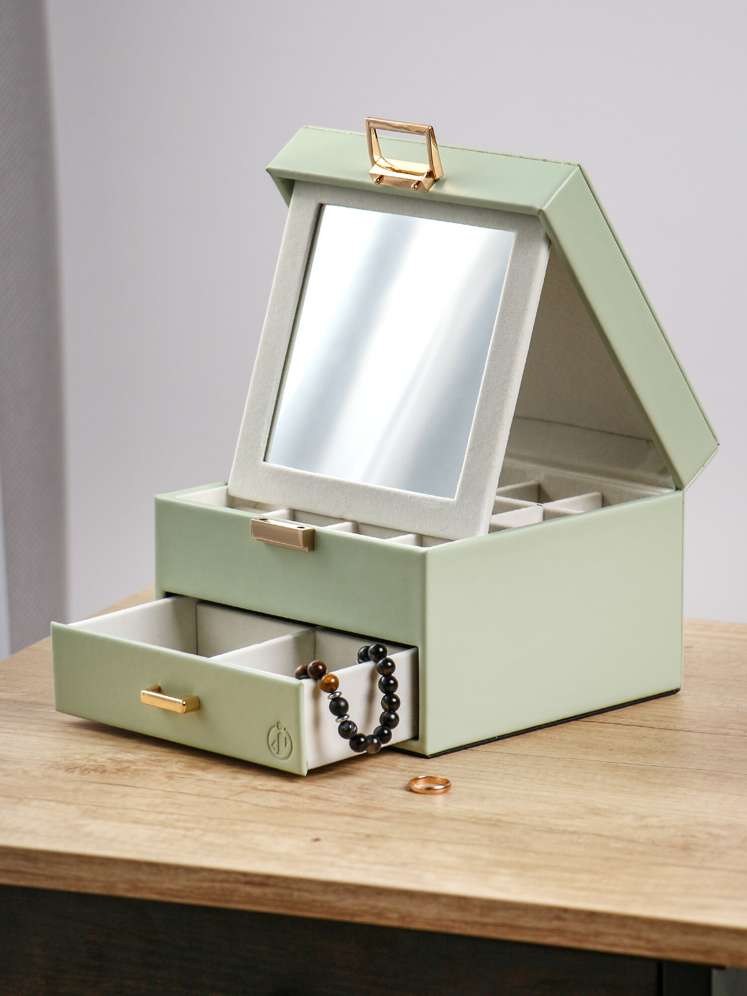 Шкатулка для украшений, полимер, 16х16х11 см, зеленая, Китай