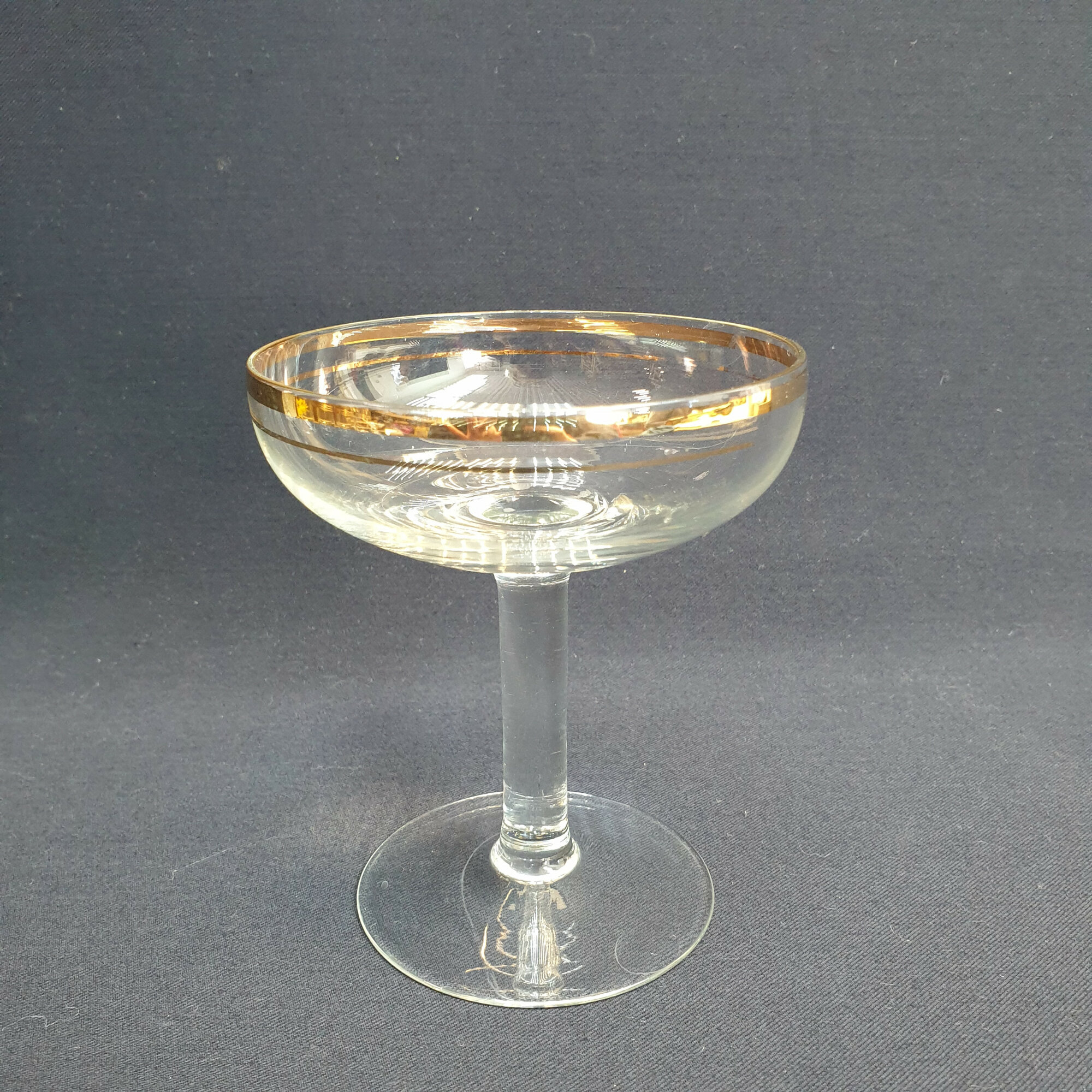 Бокал для мартини 11 см 150 мл, стекло, позолота. Винтаж, СССР.
